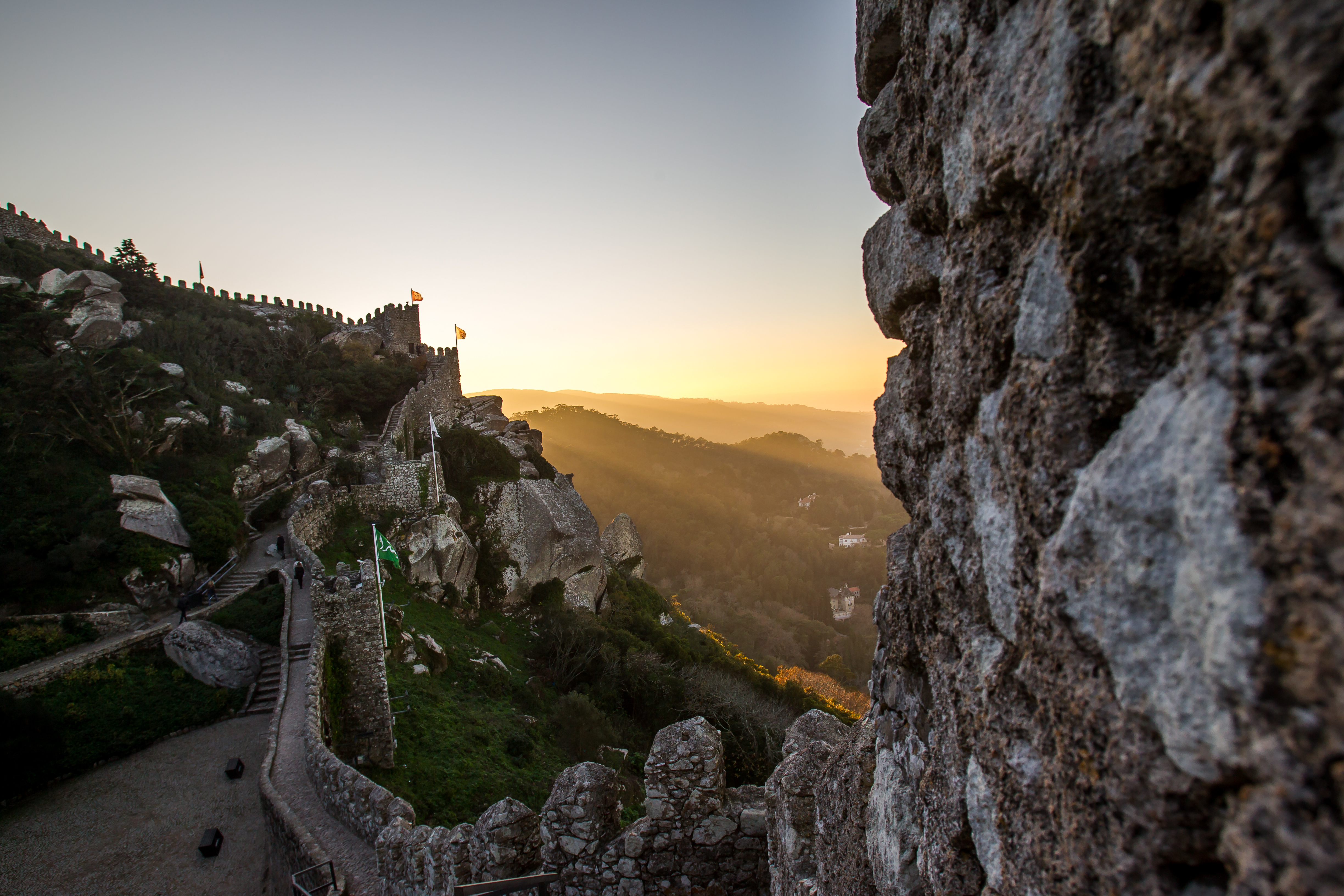 Moedas do reino de Castela e Leão, do Castelo dos Mouros